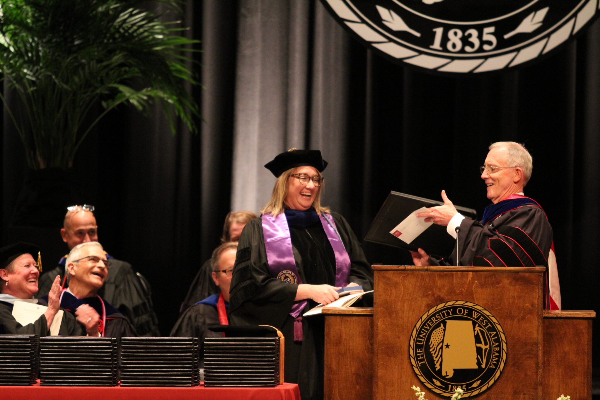 Students honor UWA's Pendergrass with prestigious Gilbert Award