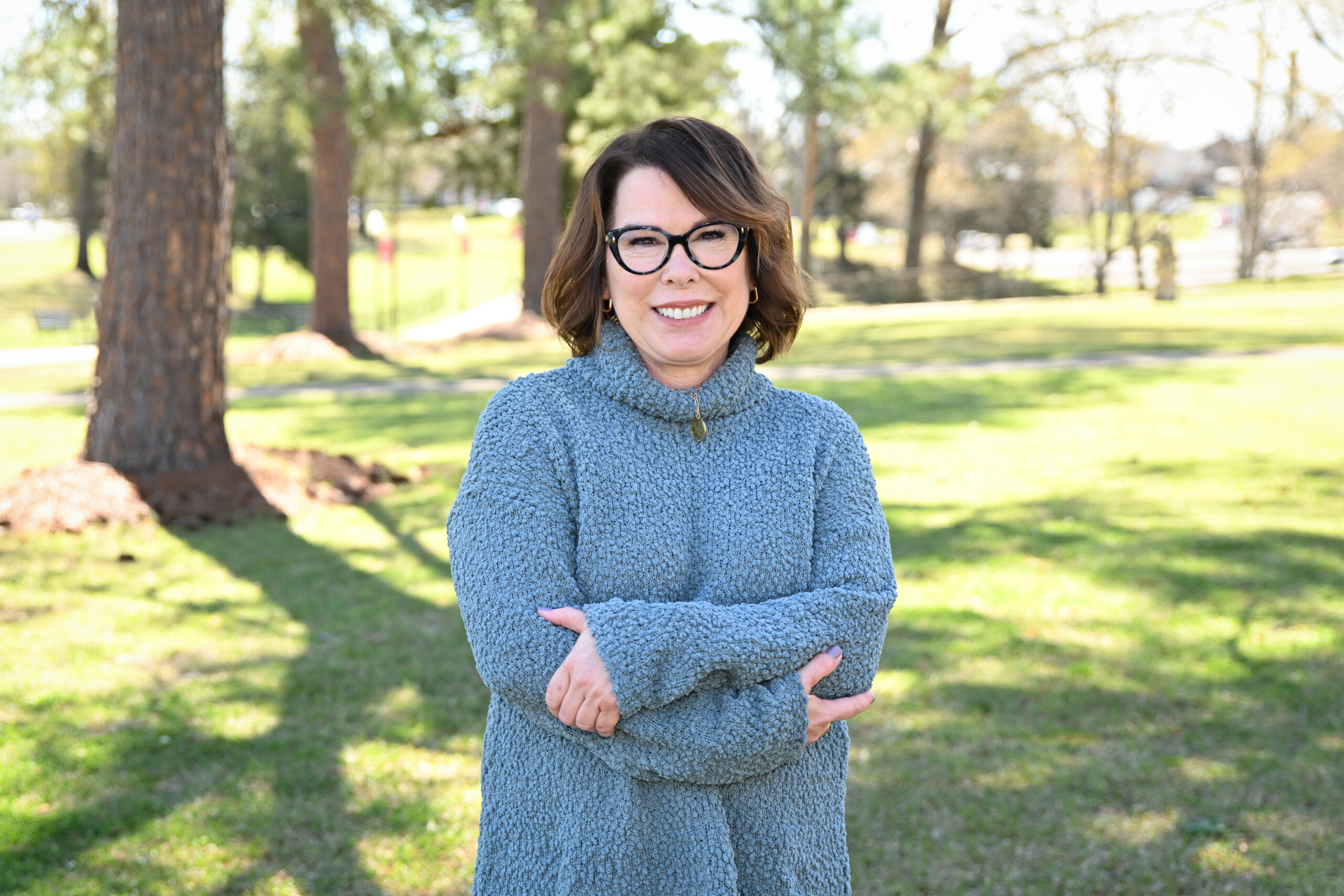 UWA professor pens true crime thriller about 1950s shooting on Sand ...